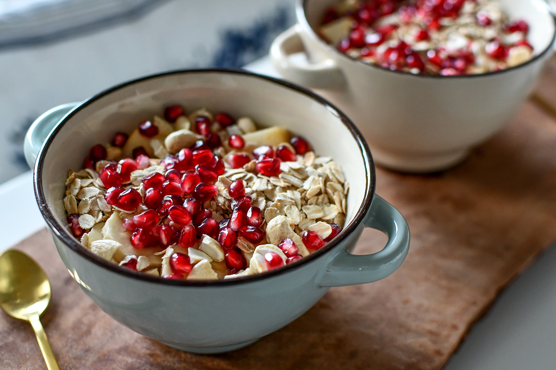 Smoothie-Bowl mit Obst und Mandelmilch - vintage-diary
